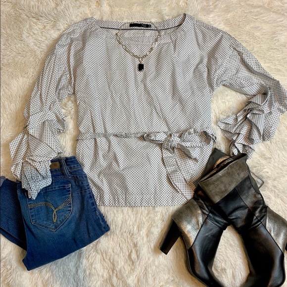 Max Jeans | Tops | Max Jeans Puffy Sleeve Blouse | Poshmark